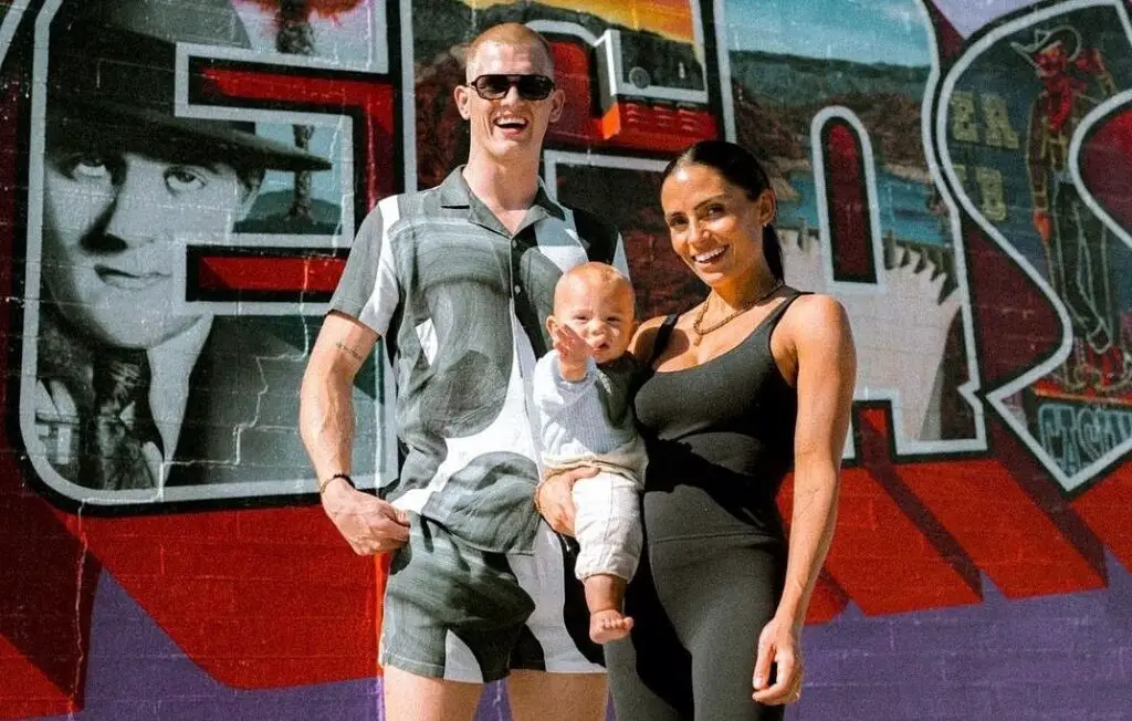 Ian Machado Garry Wife Layla Anna Lee: Age and Relationship Ian Machado Garry Wife Layla Anna Lee: Age and Relationship